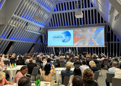 Pemimpin Gereja Tetapkan Latih 100 Ribu Pendeta Baru di Eropa